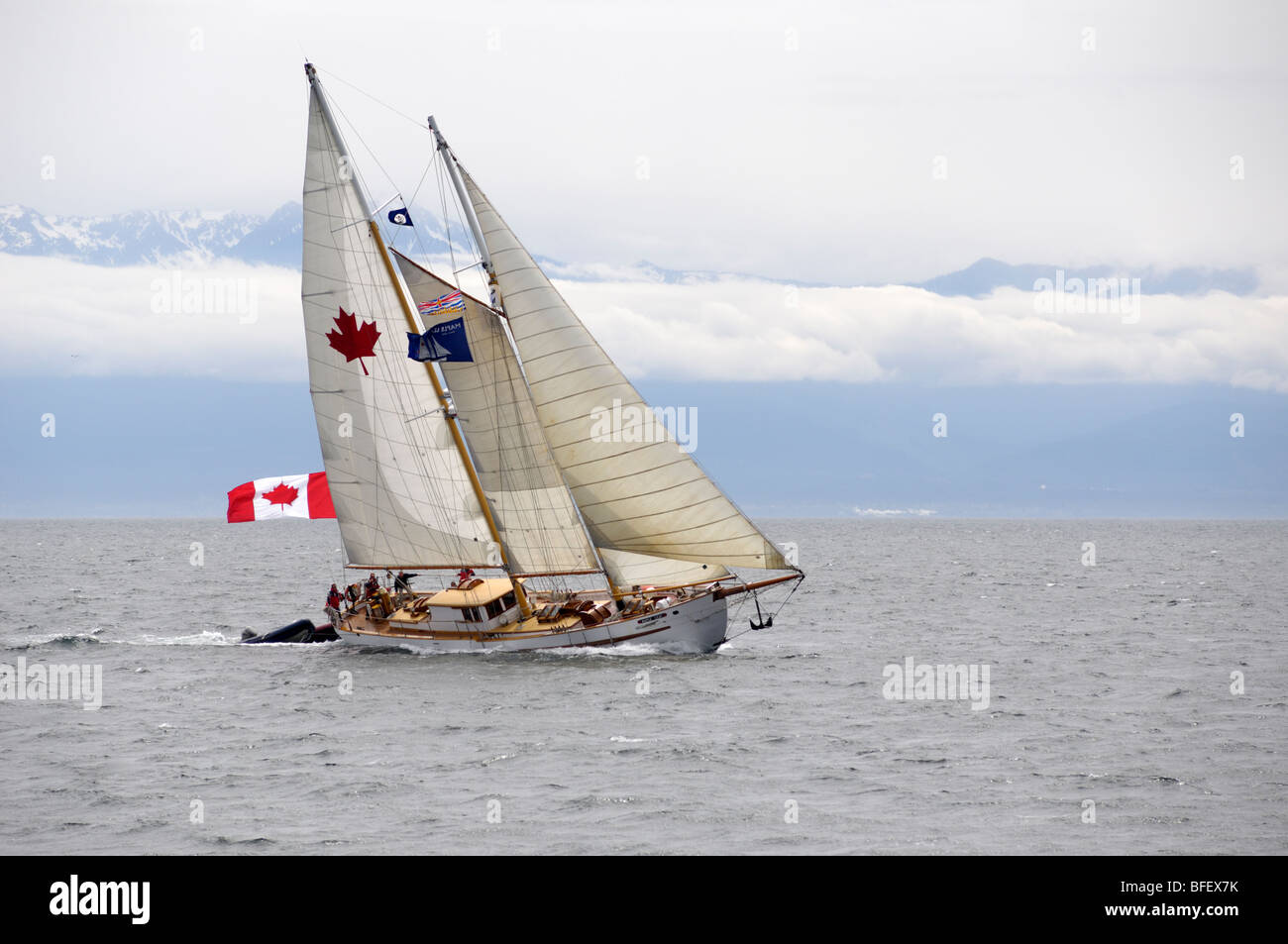 Old british sail ships hi-res stock photography and images - Alamy