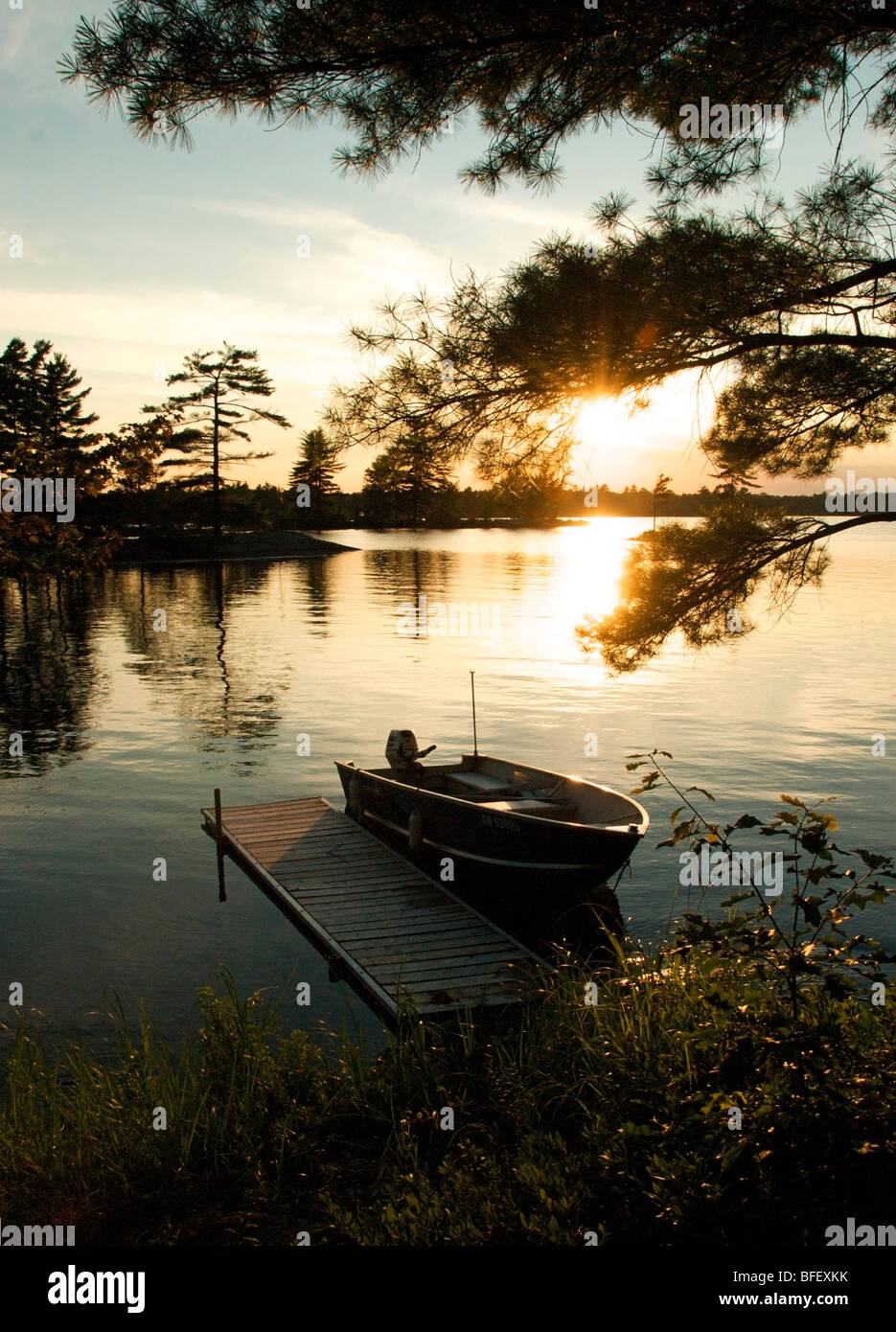 Tin Boat, Dock, Kahshe Lake, Muskoka, Ontario Stock Photo - Alamy