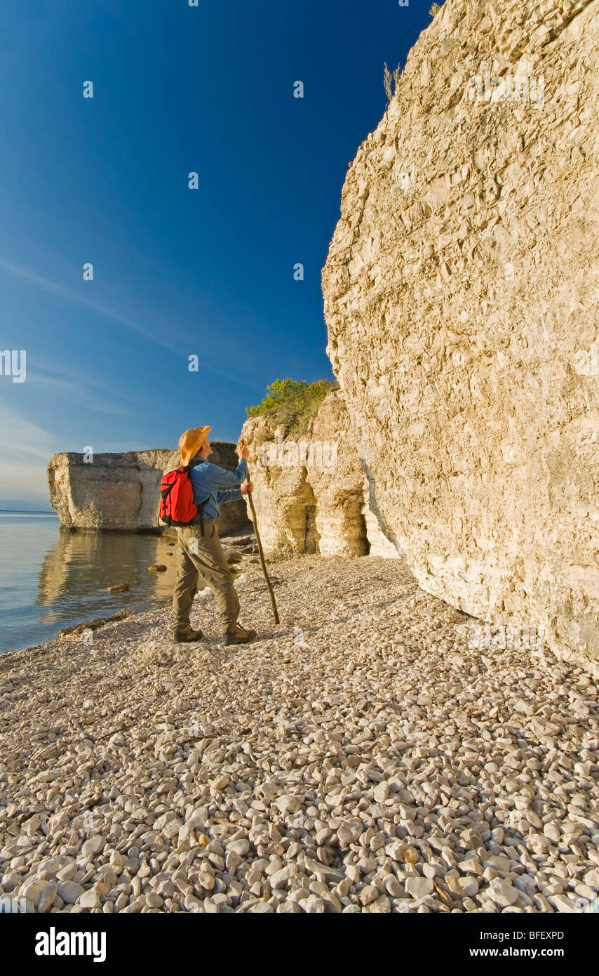 Steep rock faces hi-res stock photography and images - Alamy