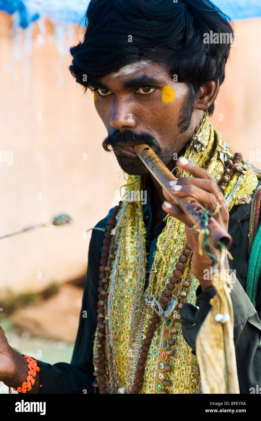 Indian musical instrument hi-res stock photography and images - Alamy