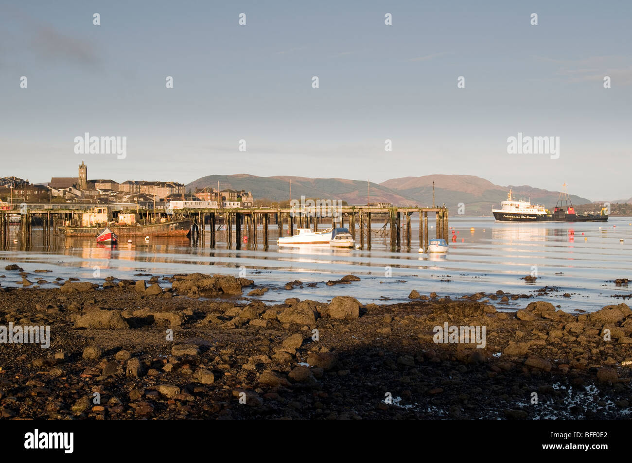 Gourock bay hi-res stock photography and images - Alamy