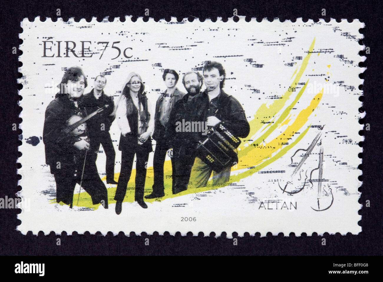 Postage stamp ireland hi-res stock photography and images - Alamy