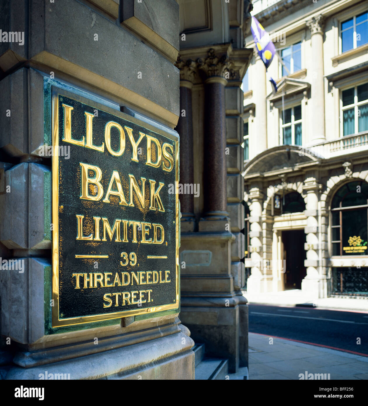 Lloyds bank brass sign at Threadneedle street City of London Great ...