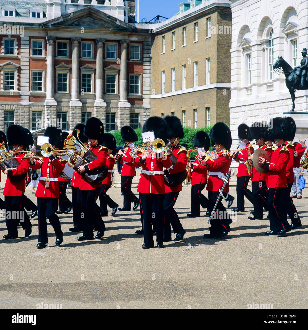 Welsh guard hi-res stock photography and images - Alamy
