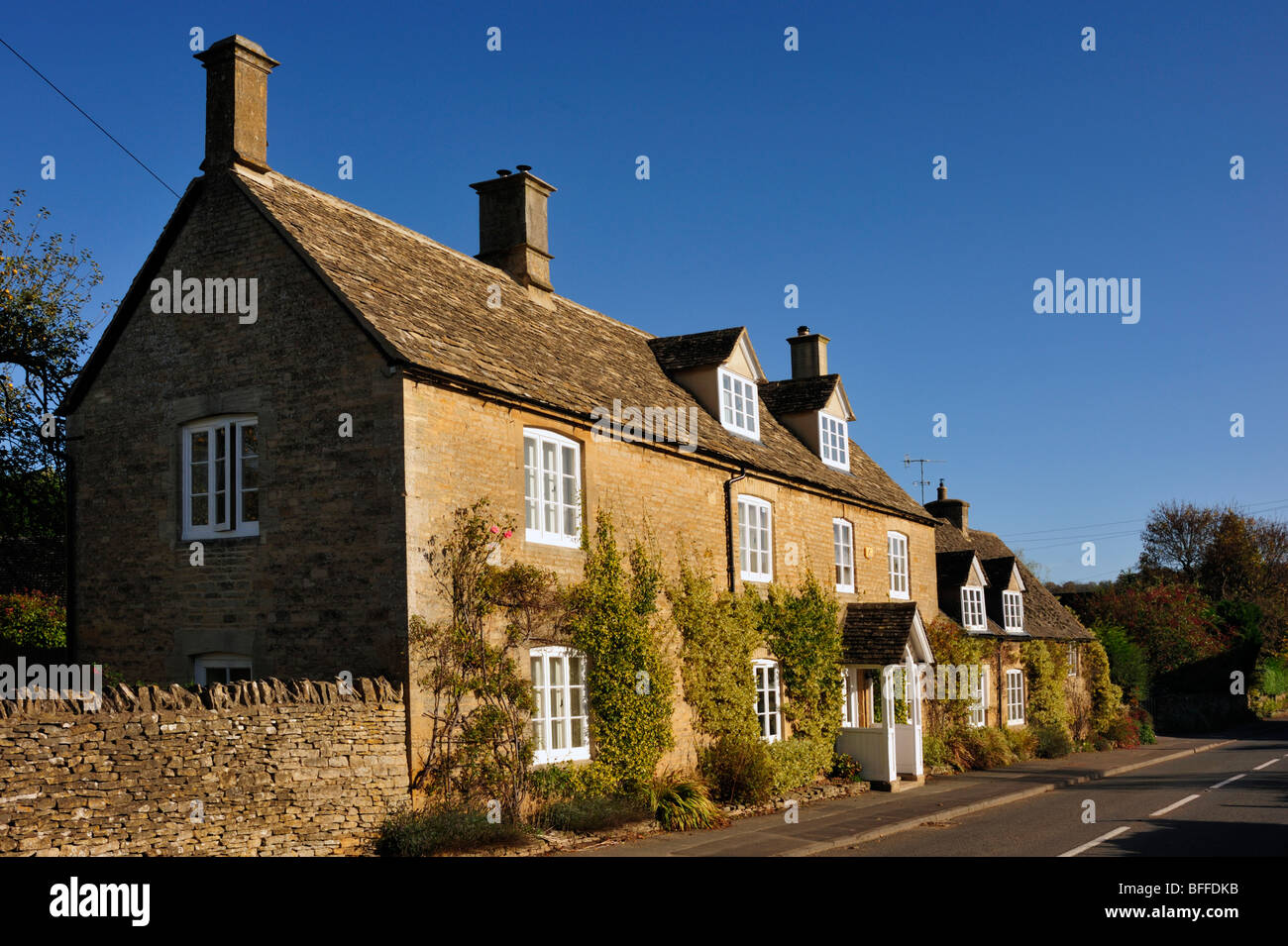 COTSWOLDS, GLOUCESTERSHIRE, UK - NOVEMBER 02, 2009: Pretty Row of ...