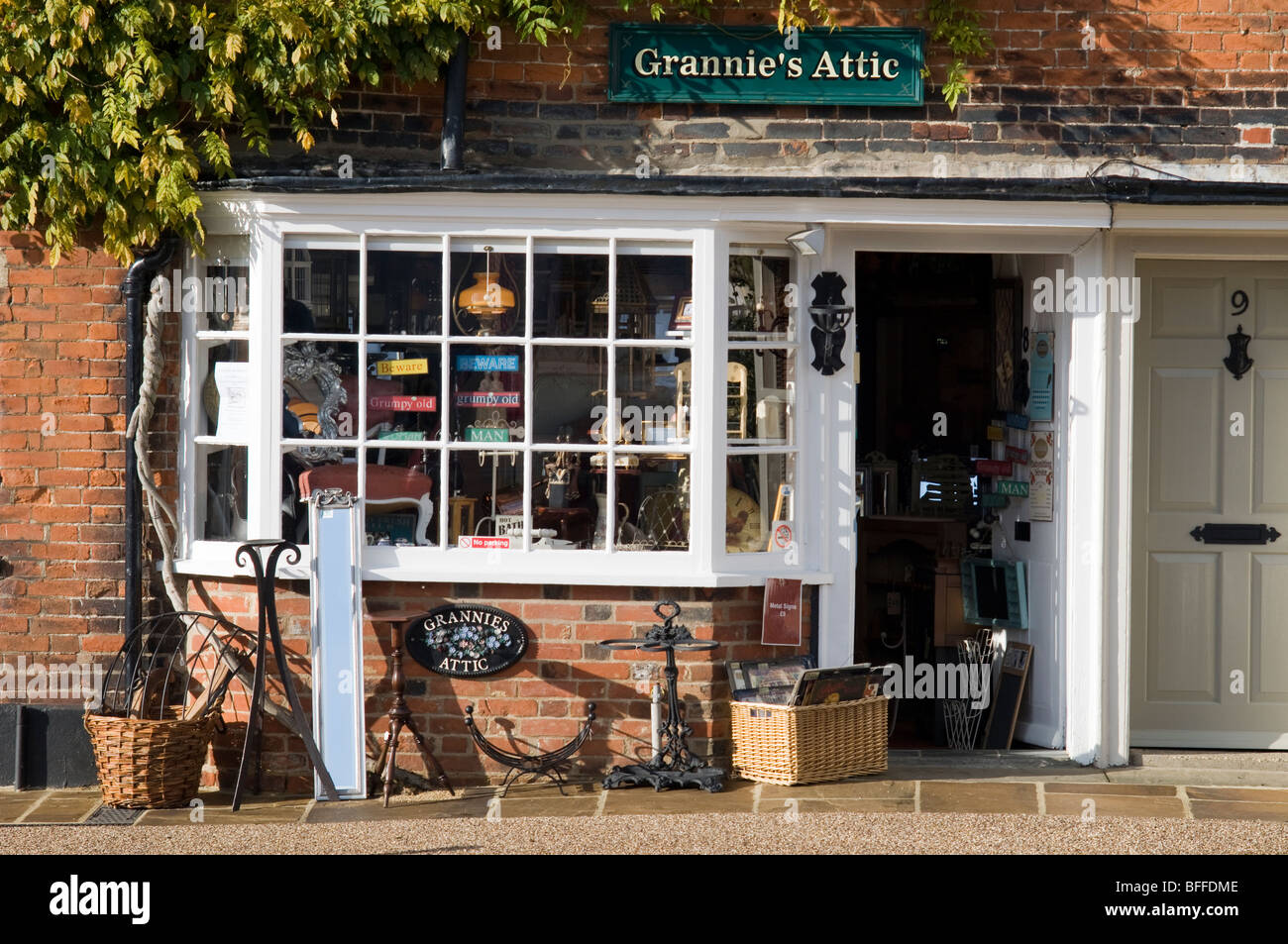 A view of the outside of a curiosity shop in Lavenham, Suffolk, England ...