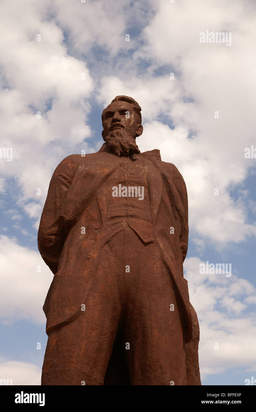 A statue of Igor Kurchatov, the godfather of the Soviet Union's atom ...