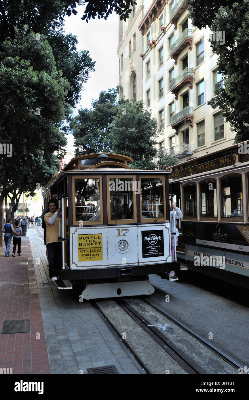 Cable cars in San Francisco Stock Photo - Alamy