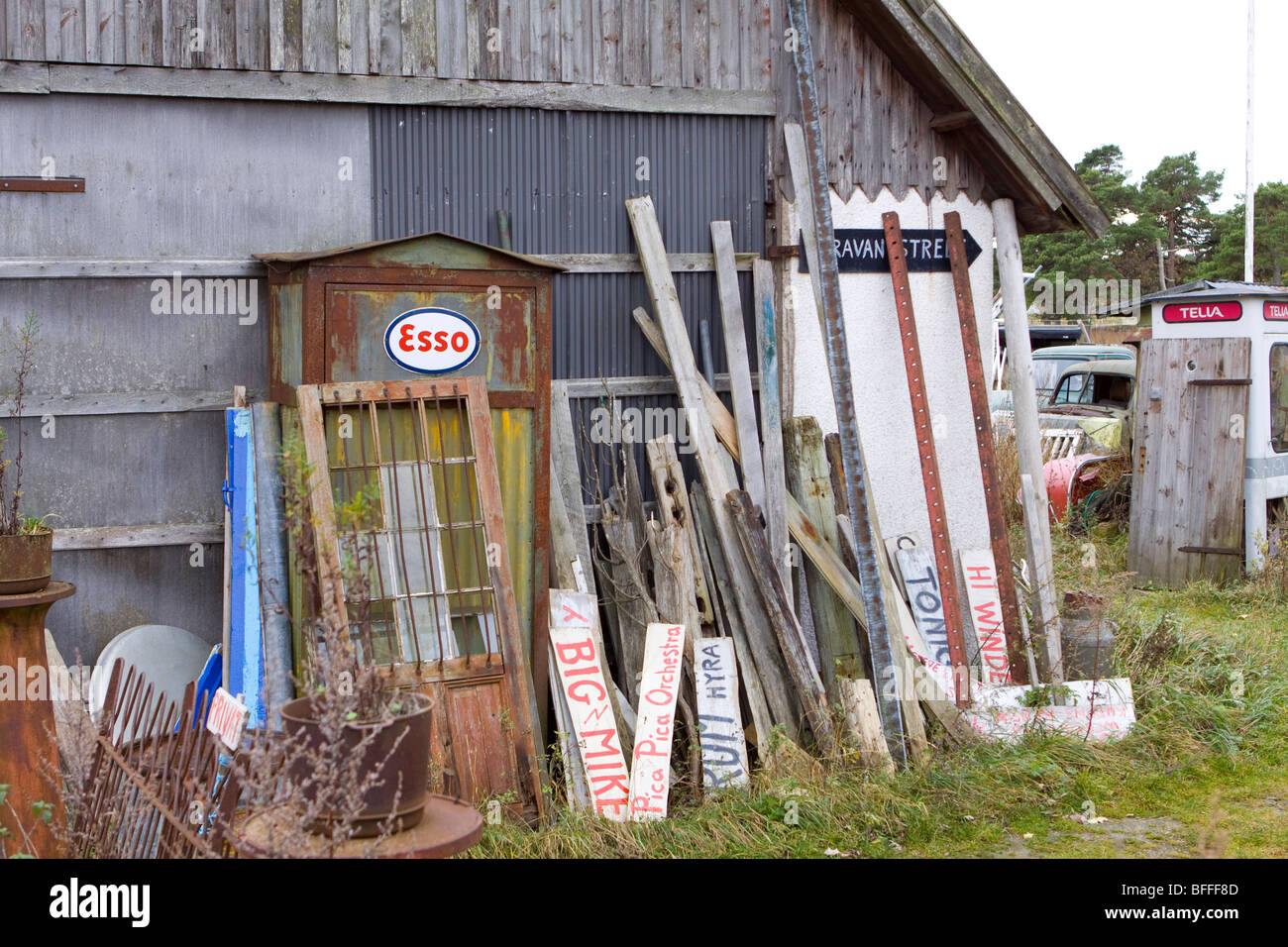 Old sign on junkyard Stock Photo - Alamy