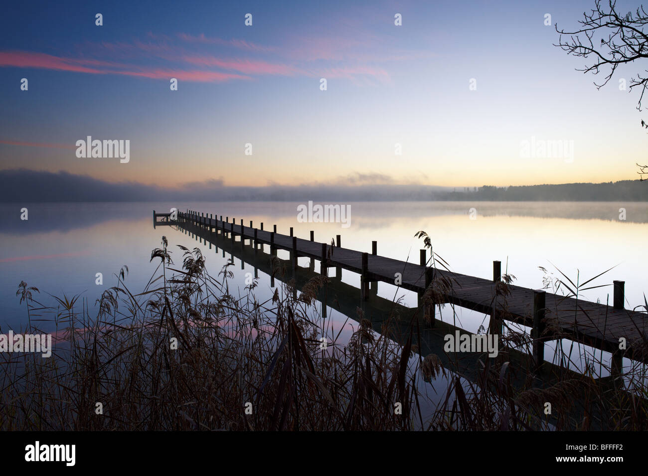 Steg in den W rthsee, Oberbayern, Deutschland Stock Photo - Alamy
