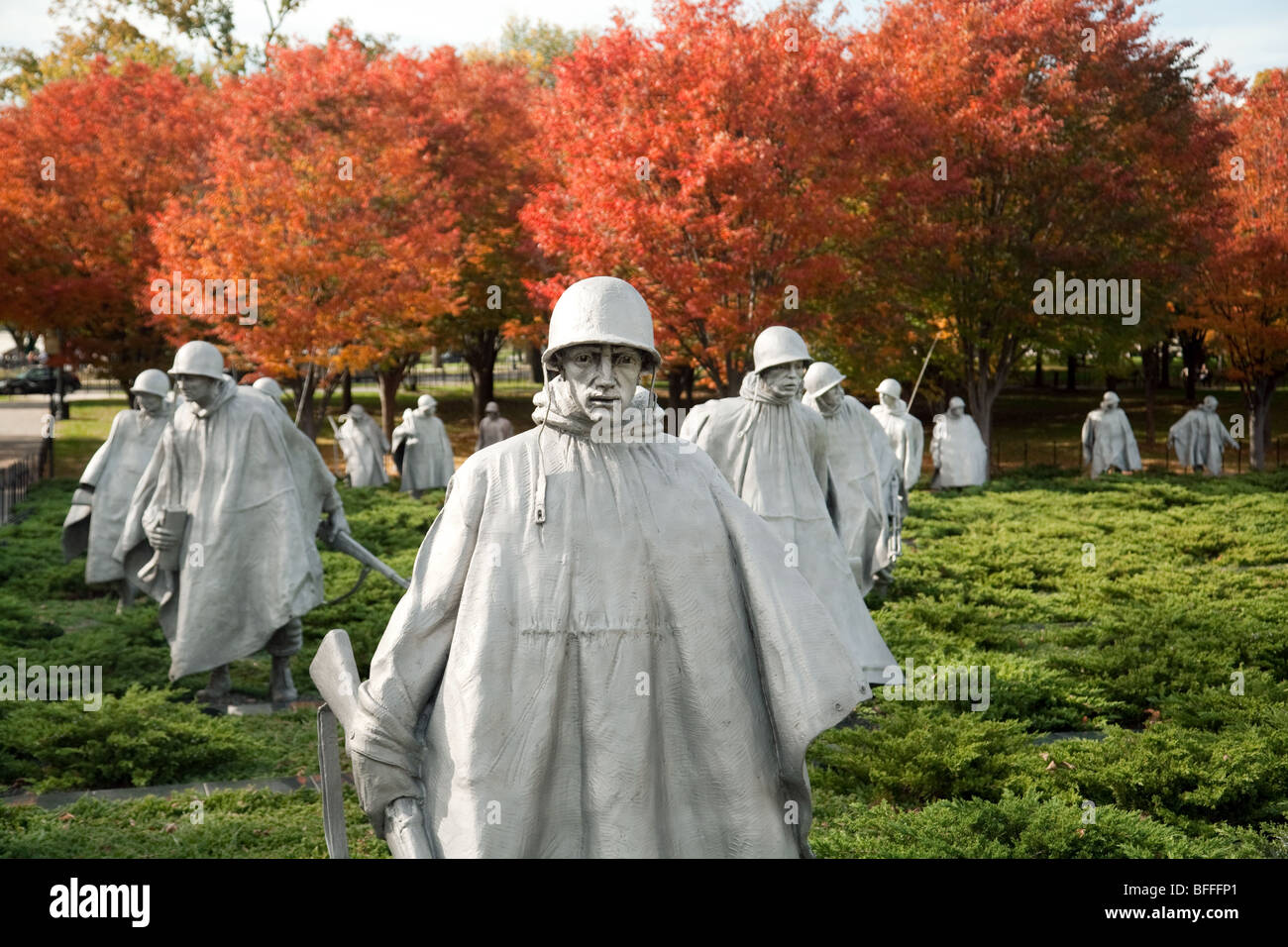 Statues of American soldiers at the Korean War Veterans Memorial ...