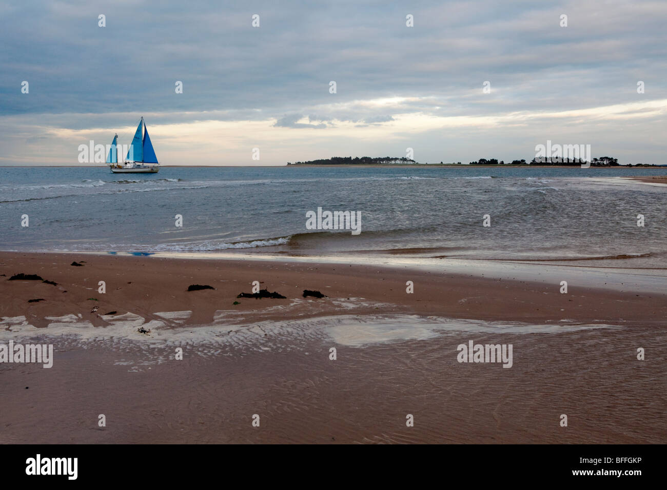 Blue sails hi-res stock photography and images - Alamy