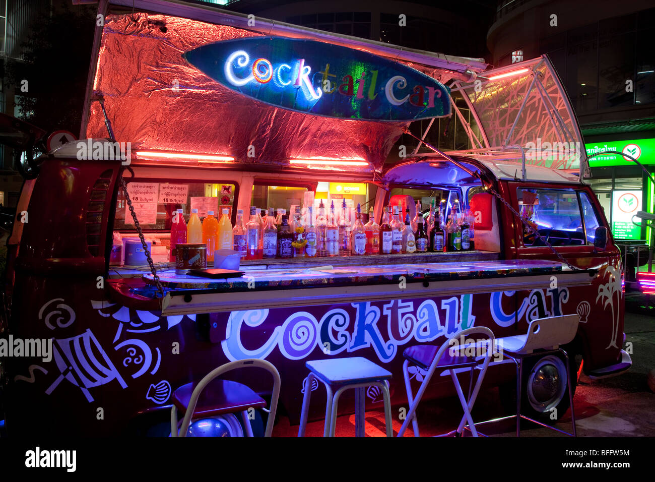 Angel’s cocktail bar hi-res stock photography and images - Alamy