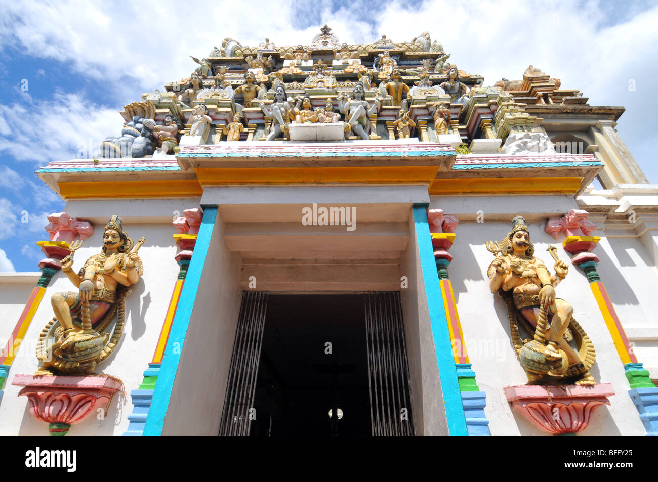 Koneswaram temple of trincomalee hi-res stock photography and images ...