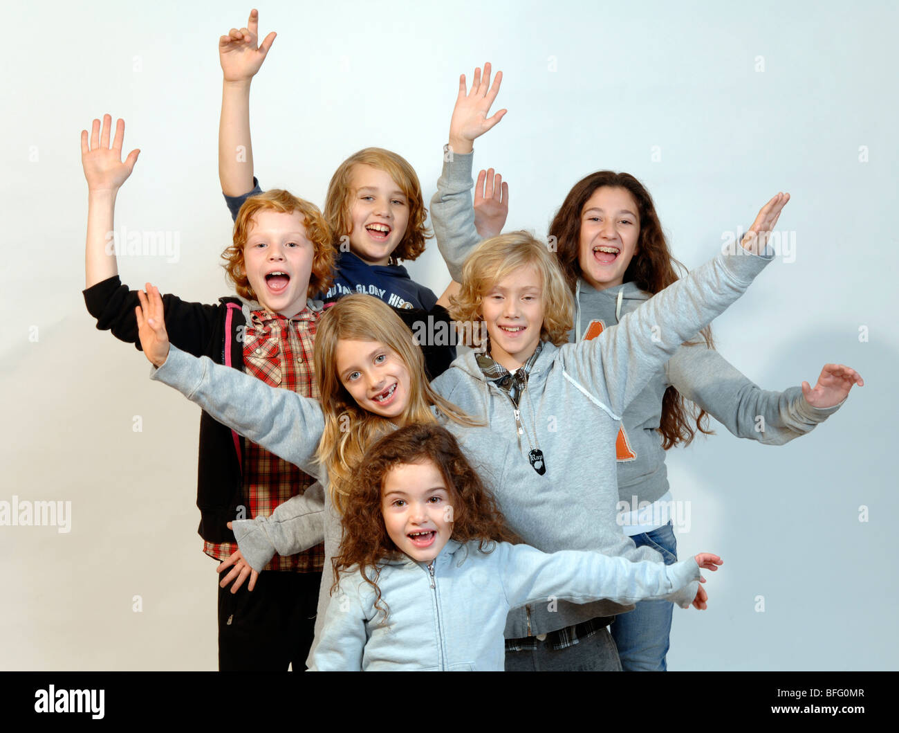 Cut out Photo of a group of children between four and ten years Stock ...