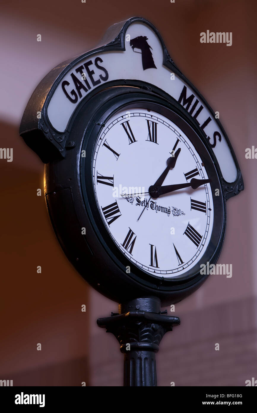 Retro train station clock Stock Photo - Alamy