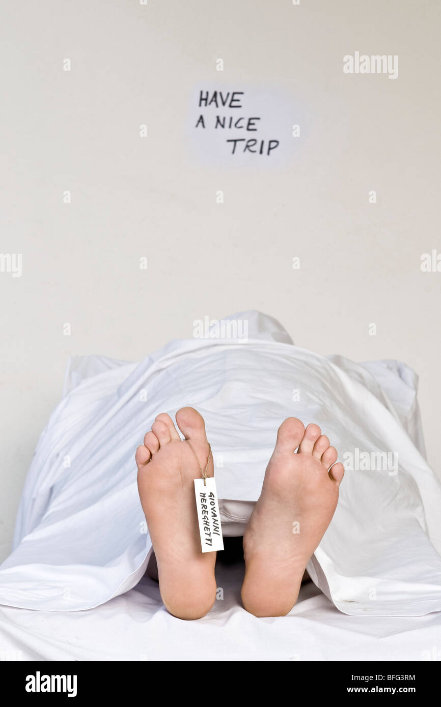 Corpse feet hi-res stock photography and images - Alamy