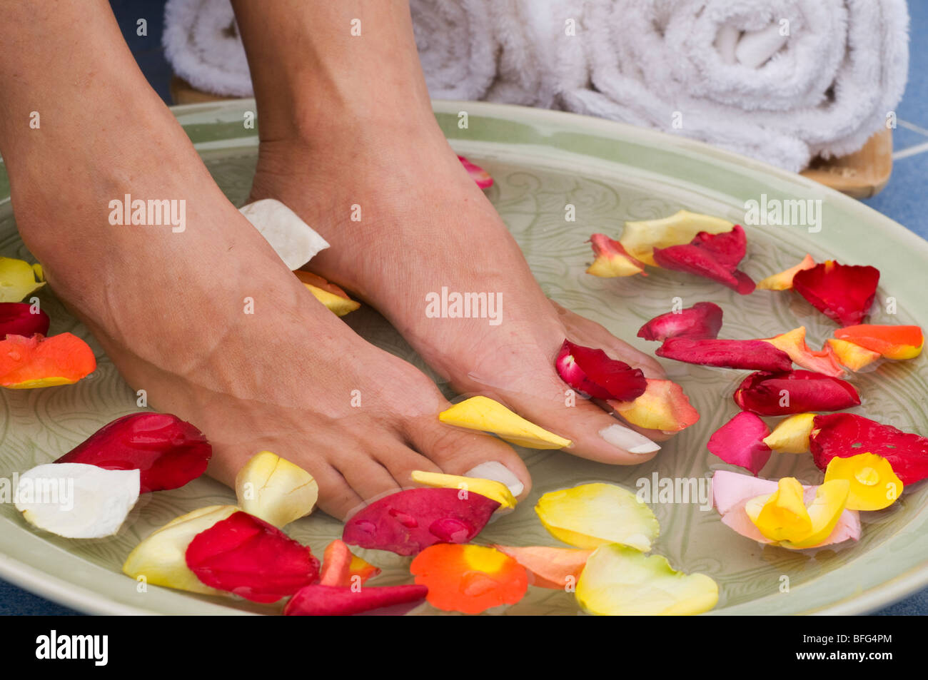 feet relaxing at health spa Stock Photo - Alamy