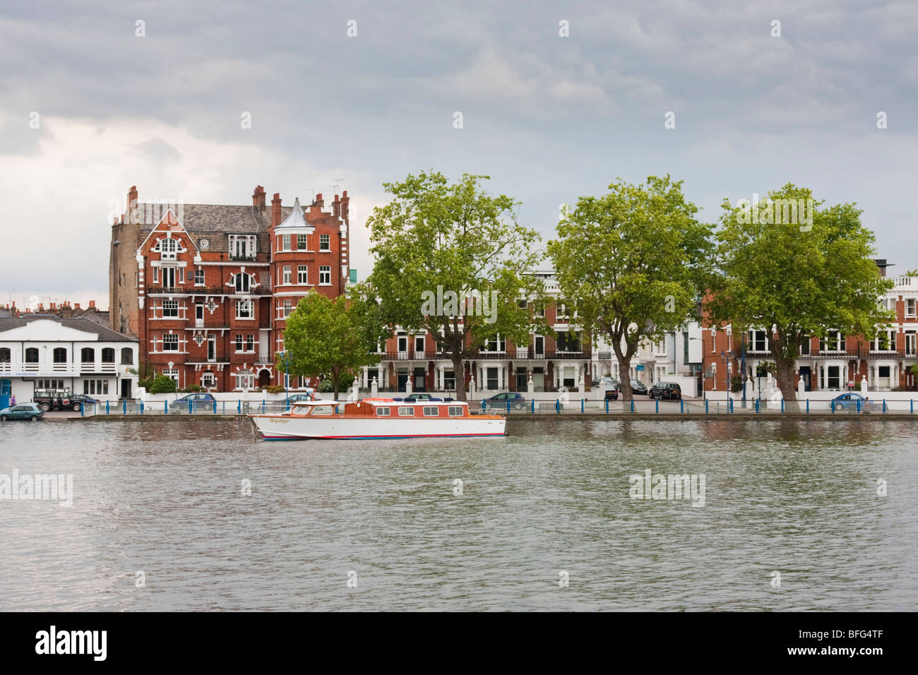Putney hi-res stock photography and images - Alamy