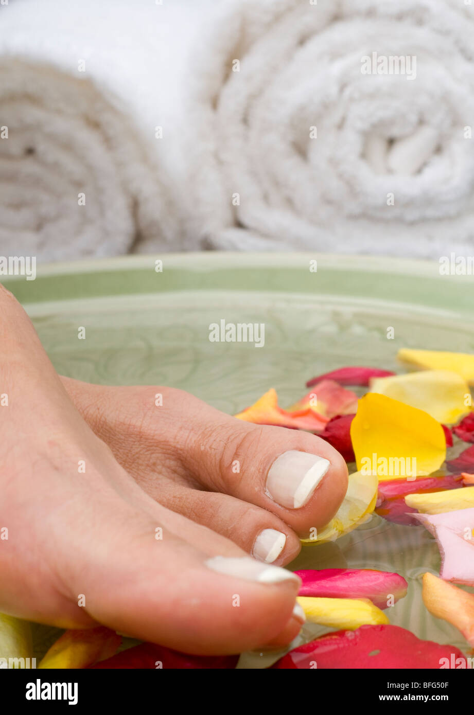 feet relaxing at health spa Stock Photo - Alamy
