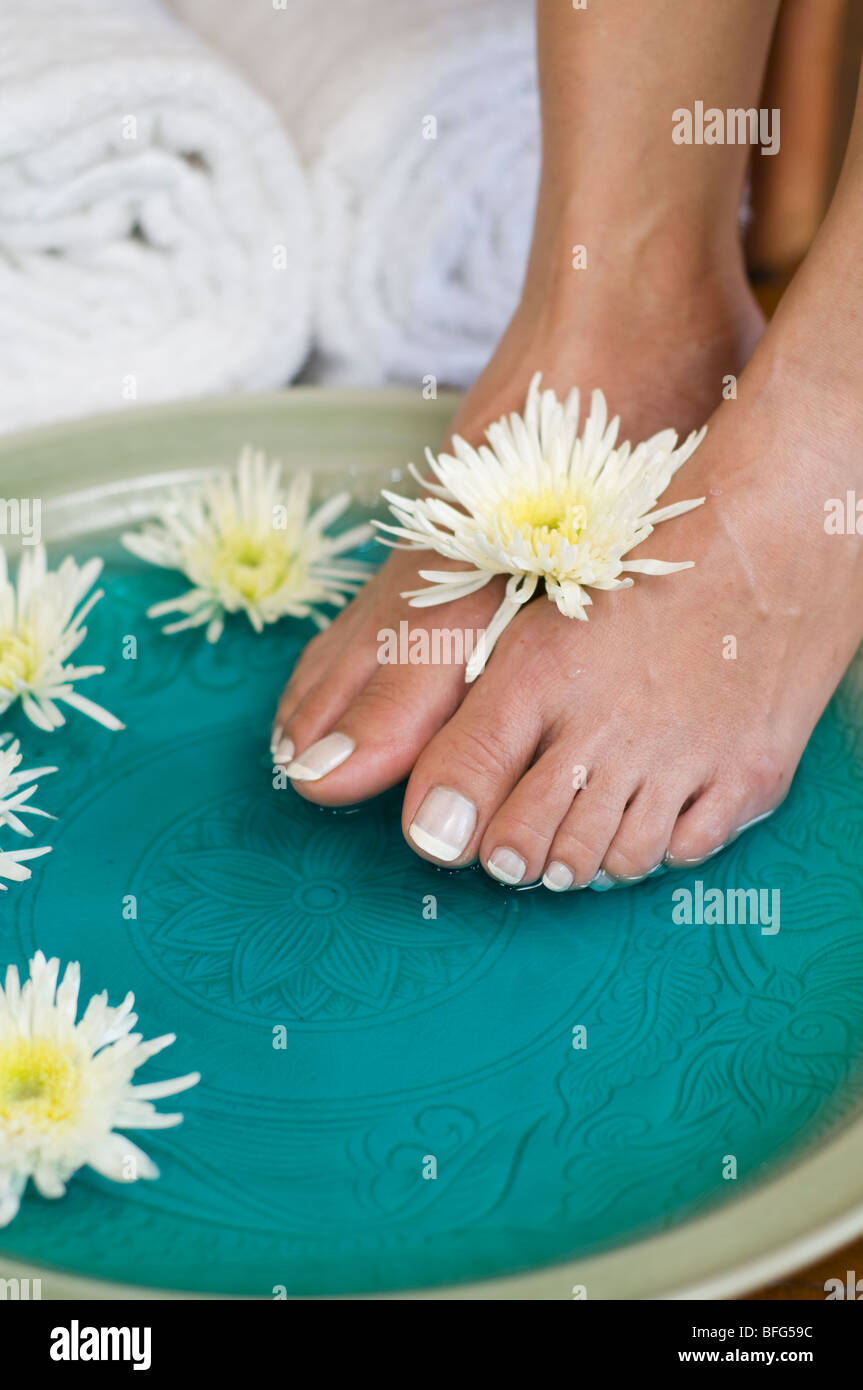 feet relaxing at health spa Stock Photo - Alamy