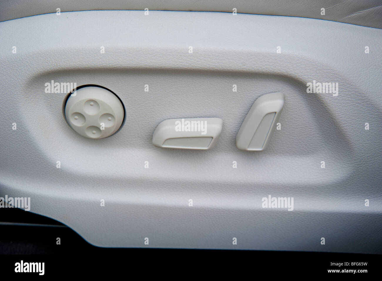 Electric seat control buttons in Audi Q 5 SUV Stock Photo - Alamy
