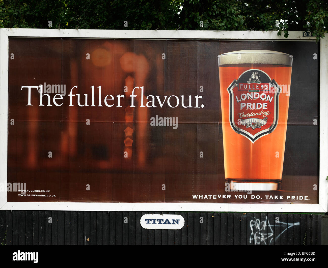 Advertisement Billboard Hoarding High Resolution Stock Photography and ...