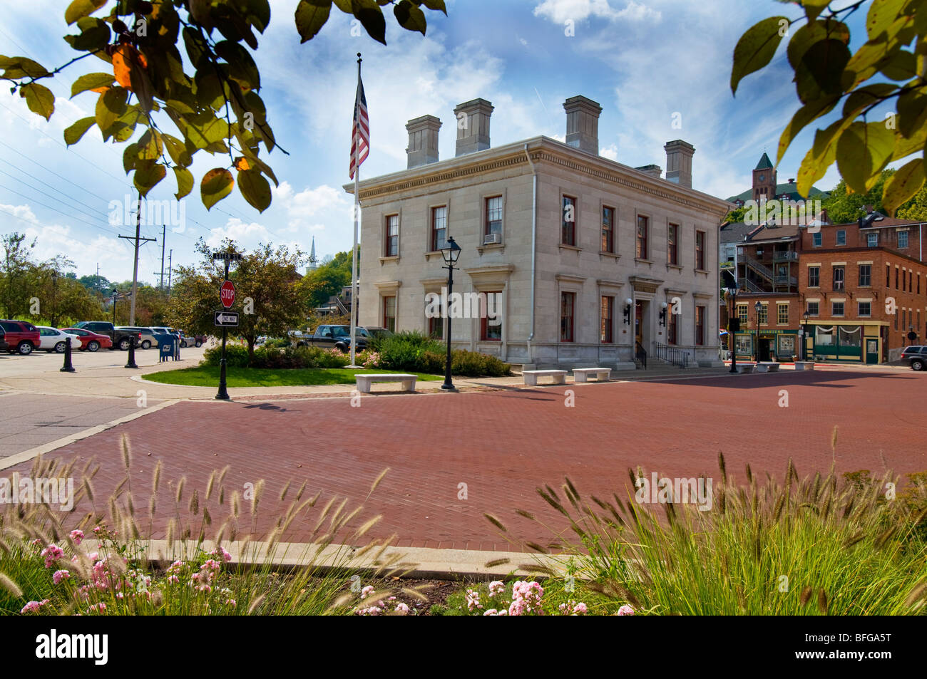 American post office hi-res stock photography and images - Alamy