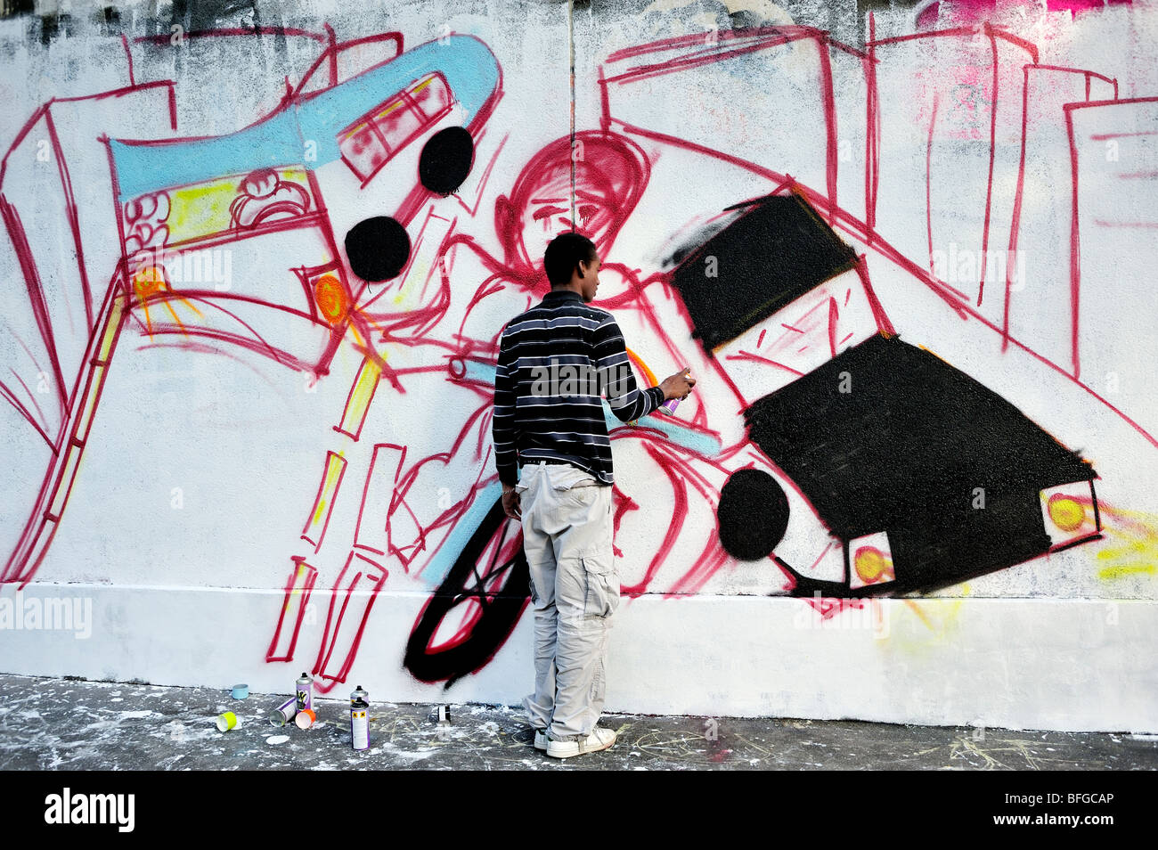 Paris, France, Street Art Scene, Young Male Teen Rear, Street Graffer, Painting Wall with Spray ...