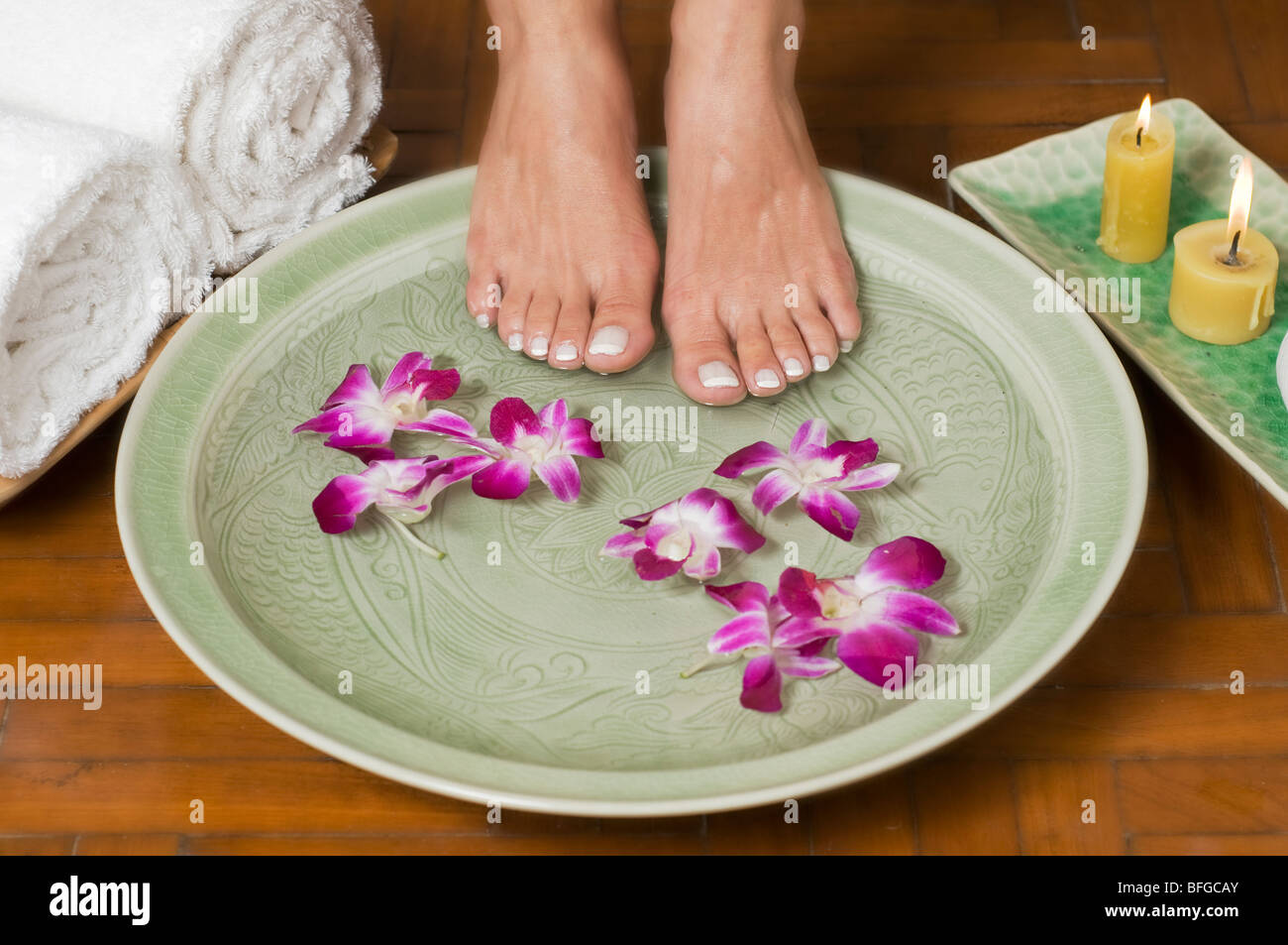 feet relaxing at health spa Stock Photo - Alamy