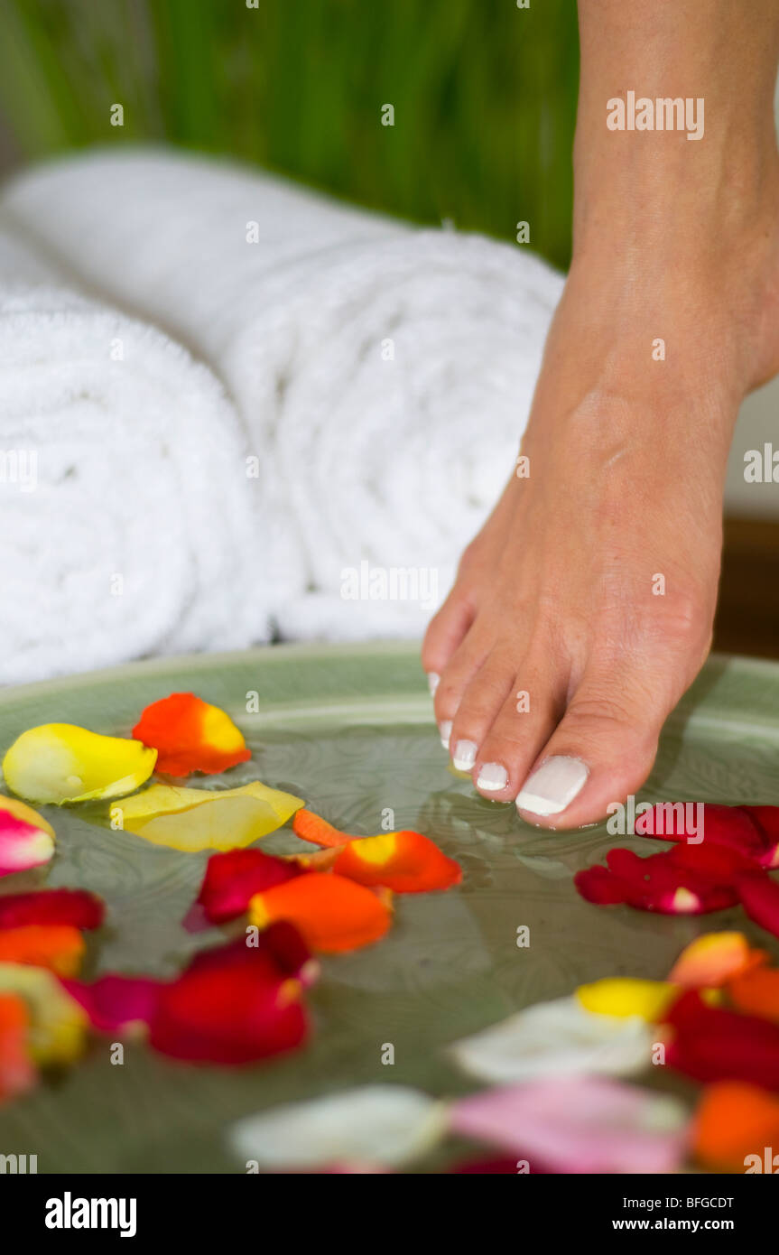 feet relaxing at health spa Stock Photo - Alamy