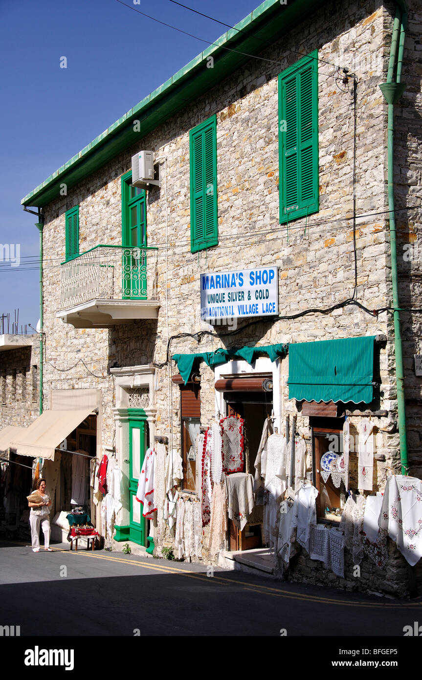 Arts and crafts shops hi-res stock photography and images - Alamy