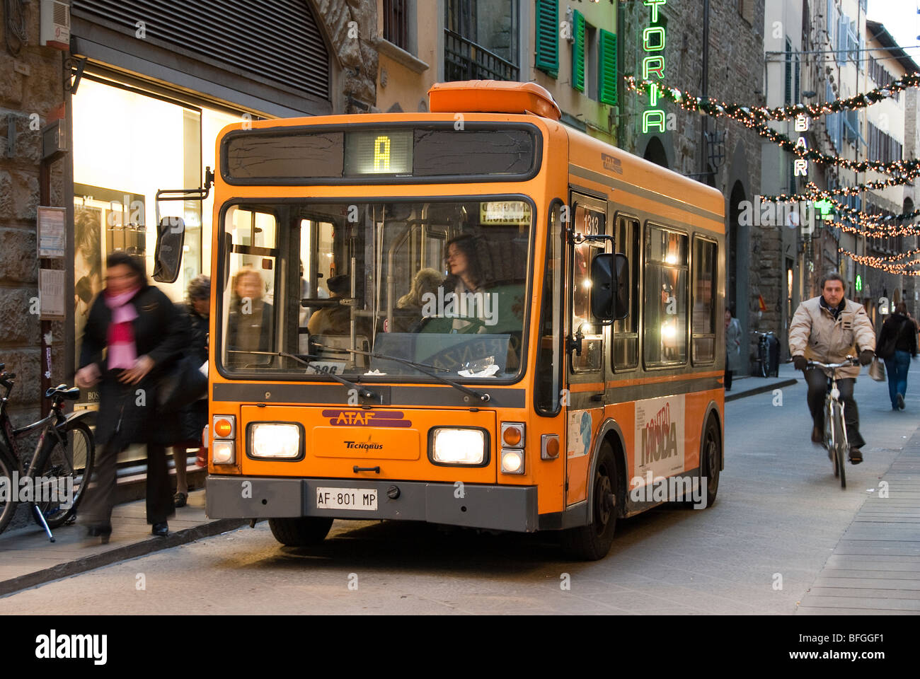 Electric bus in florence italy hi-res stock photography and images - Alamy