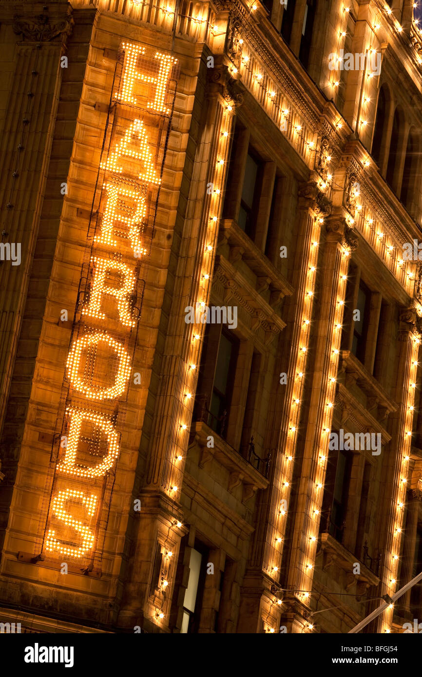 Harrods Department Store. Close up of illuminated sign Stock Photo - Alamy