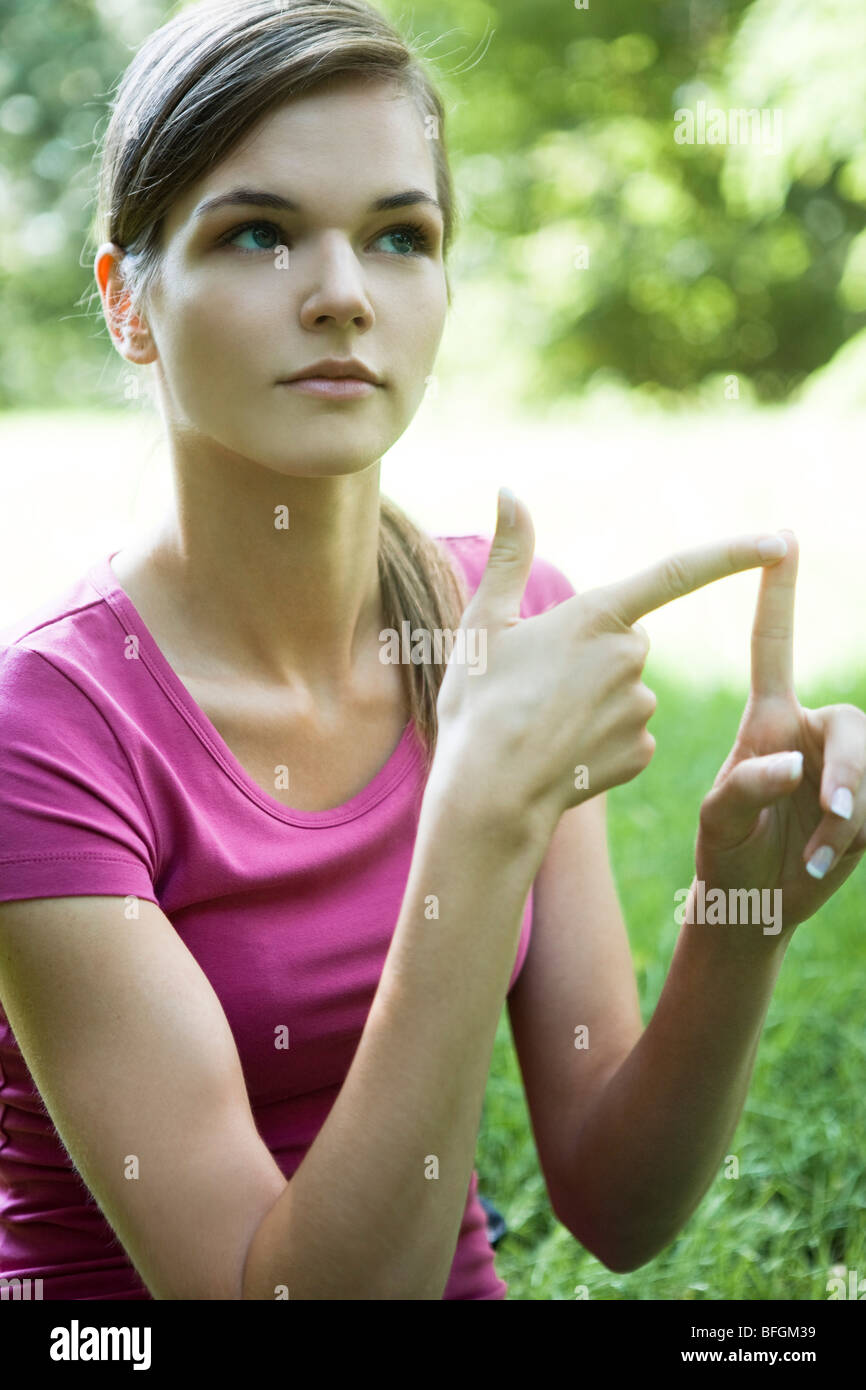 woman counting with fingers Stock Photo - Alamy