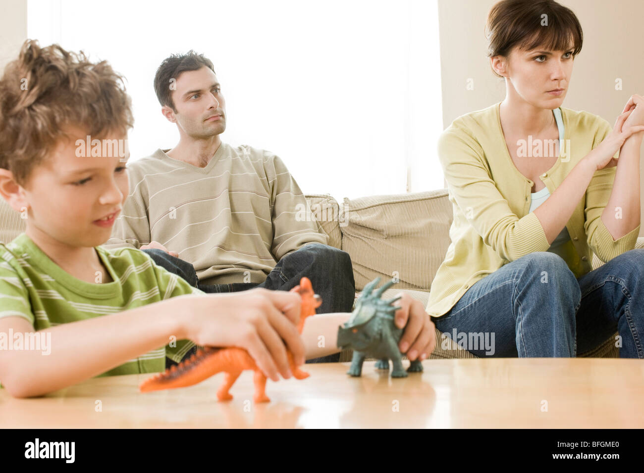 Row of children talking hi-res stock photography and images - Alamy