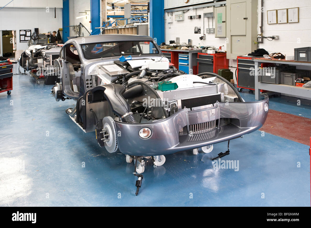 Car body construction hi-res stock photography and images - Alamy