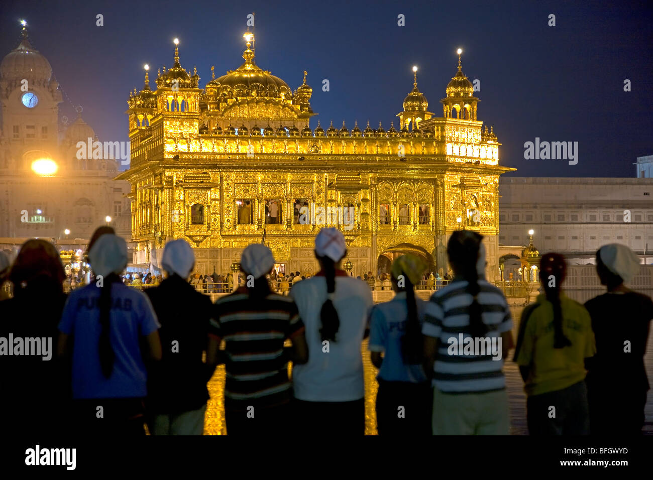 India punjab women praying night hi-res stock photography and images ...