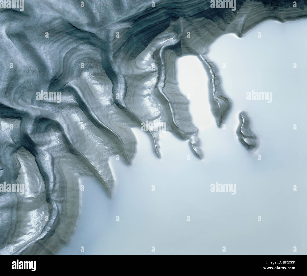 Wave pattern in sand Stock Photo - Alamy