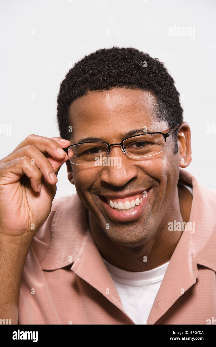 Portrait of man wearing eyeglasses Stock Photo - Alamy