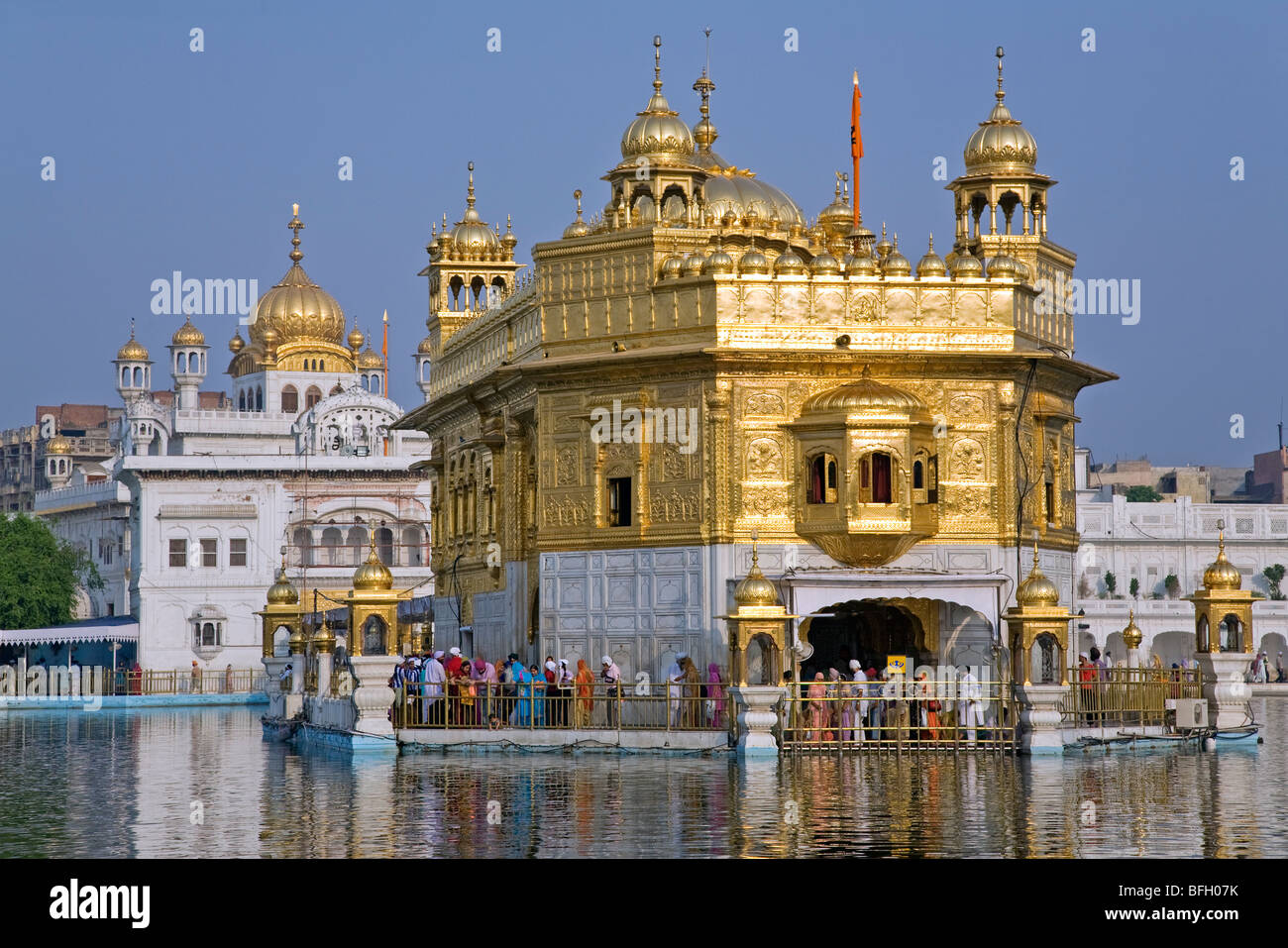 Golden temple amritsar hi-res stock photography and images - Alamy
