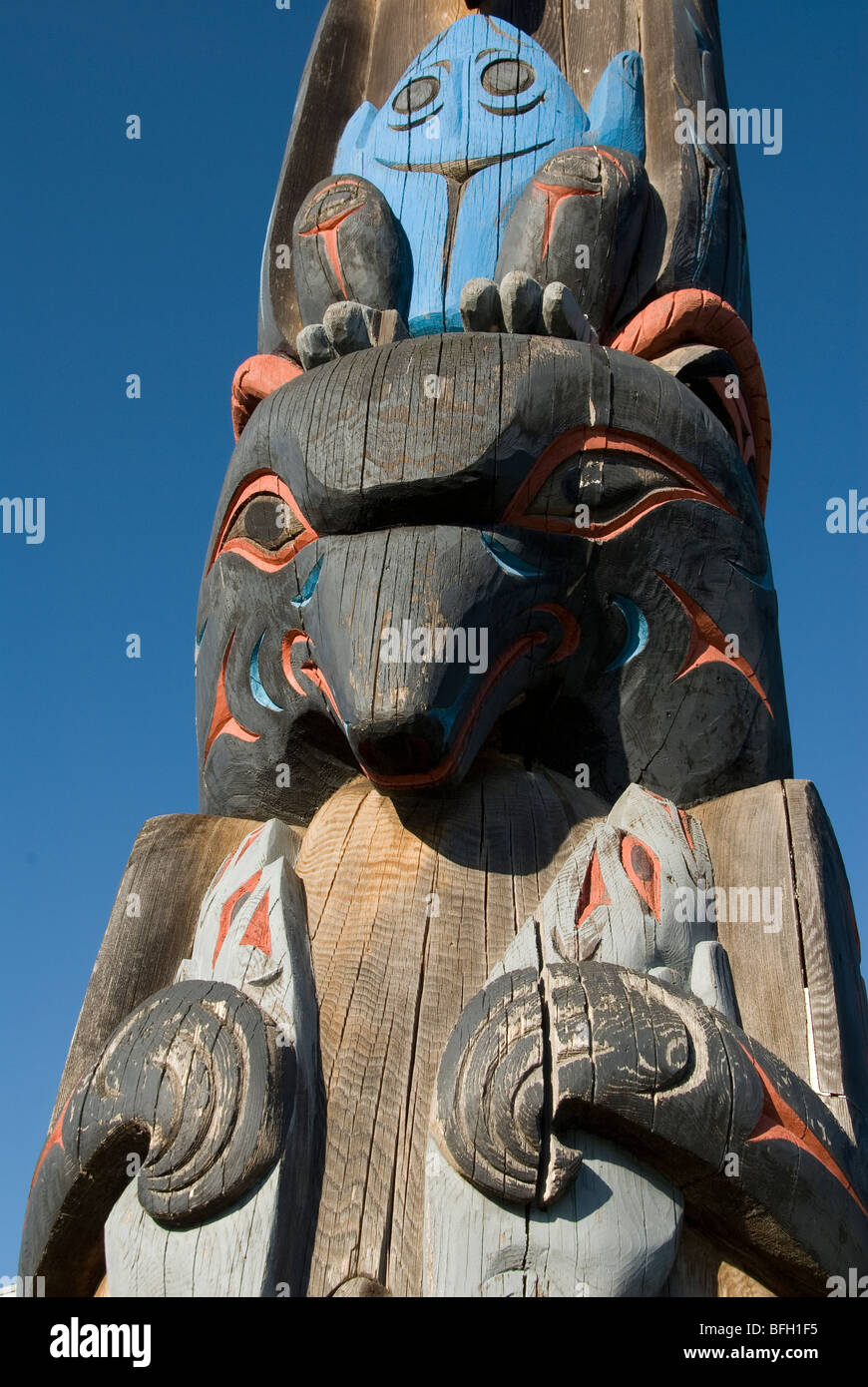 Coast salish hi-res stock photography and images - Alamy