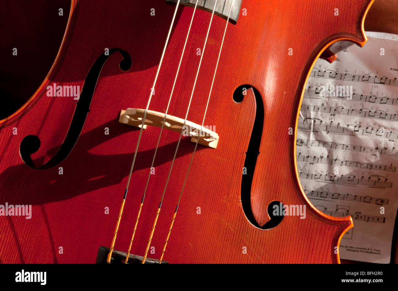 Cello still life hi-res stock photography and images - Alamy