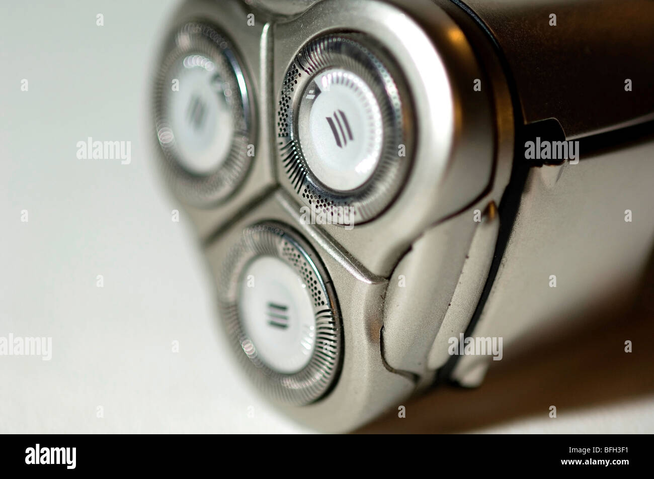Electric shaver blades hi-res stock photography and images - Alamy