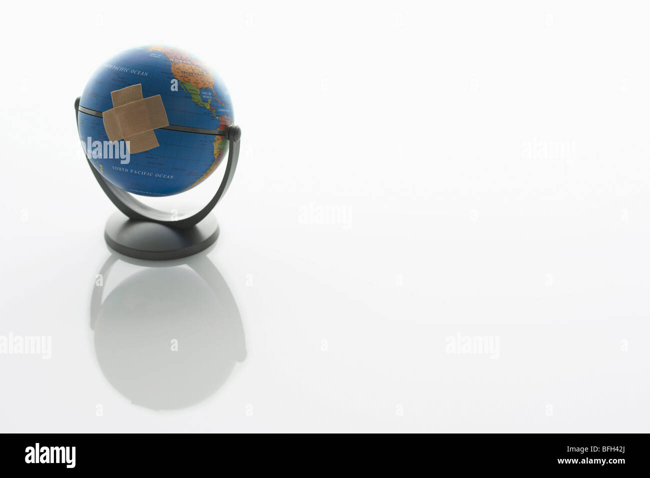 Pieces of plaster hi-res stock photography and images - Alamy