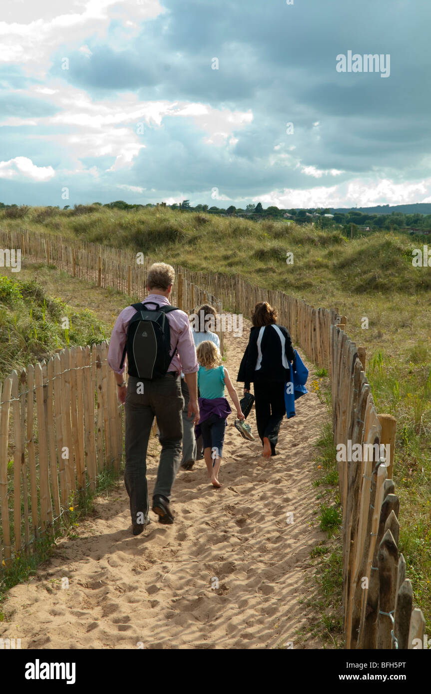 Devon beach family hi-res stock photography and images - Alamy