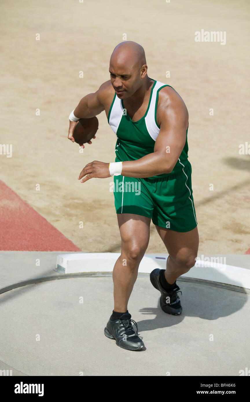 Discus training hi-res stock photography and images - Alamy