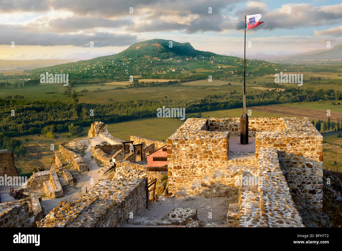 Szigliget castle hi-res stock photography and images - Alamy
