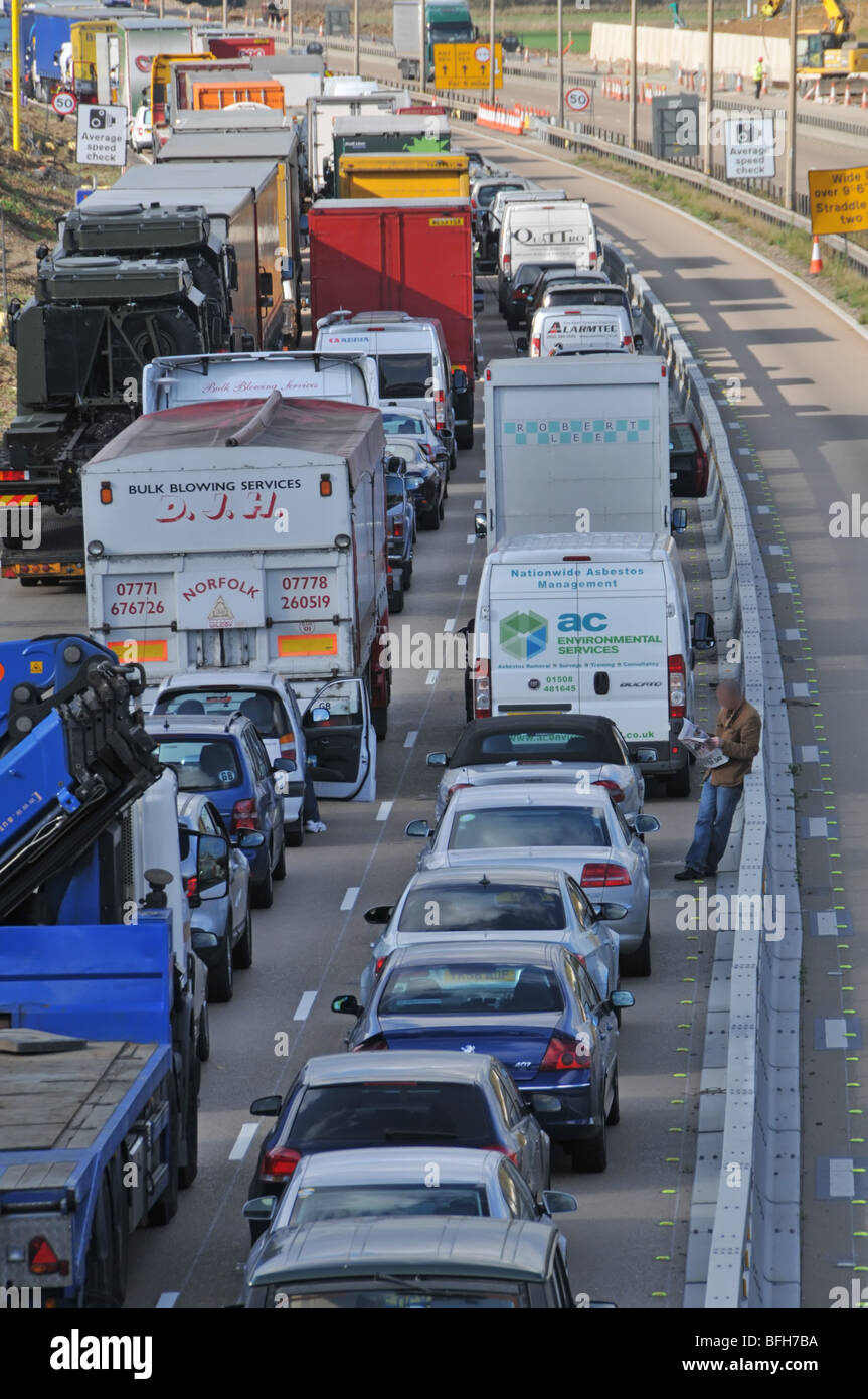 Driver location signs motorway hi-res stock photography and images - Alamy