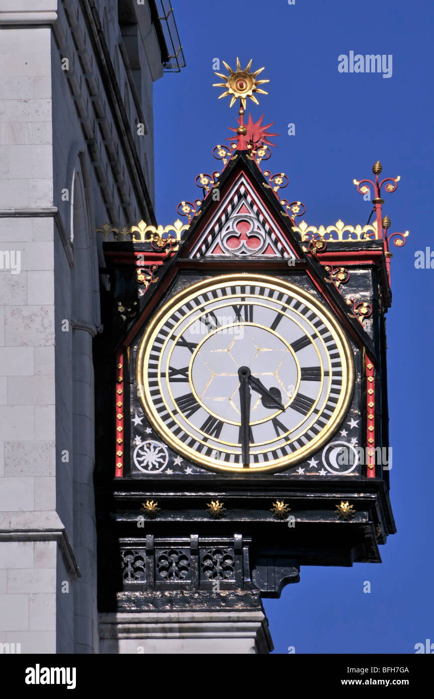 Clock at the Royal Courts of Justice London Stock Photo - Alamy